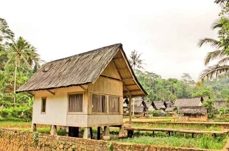 √ Pakaian Adat Sunda - Nama, Keunikan, Gambar